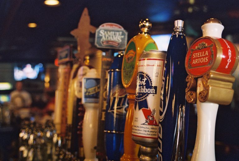 Adelphia Sports Bar – Sports Bar and Grille