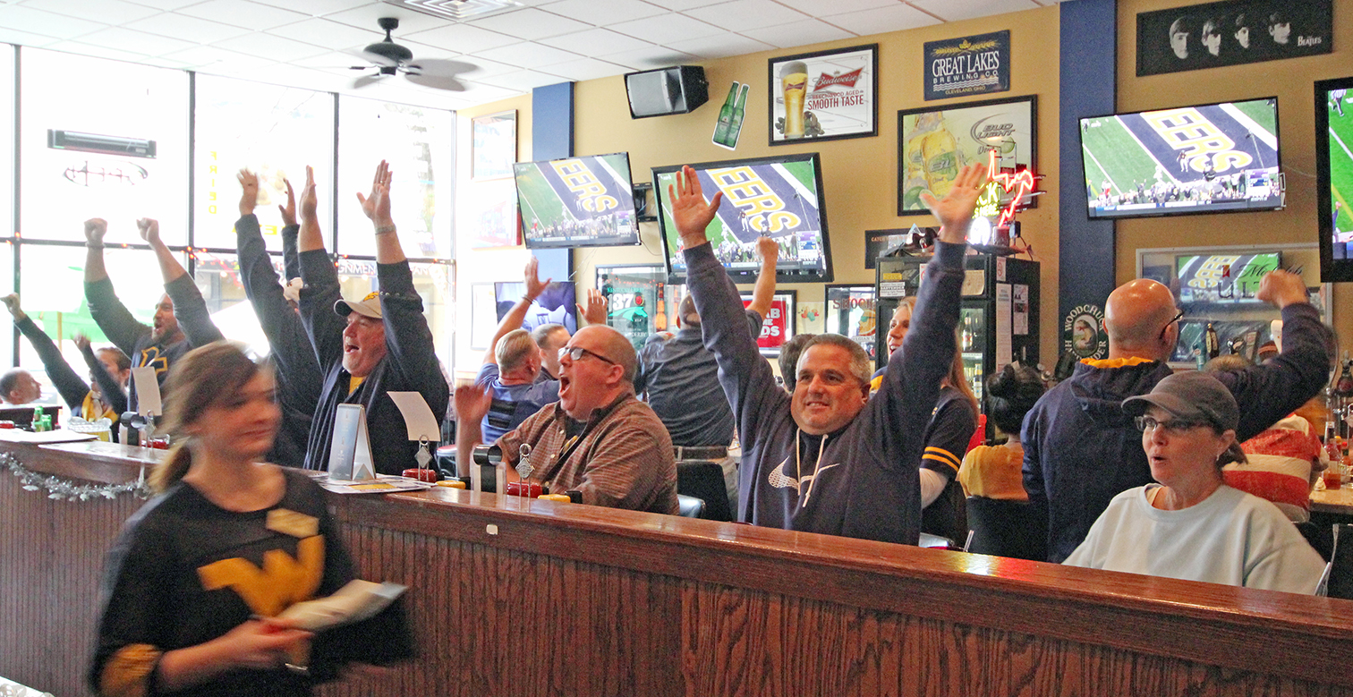 Adelphia Sports Bar & Grille